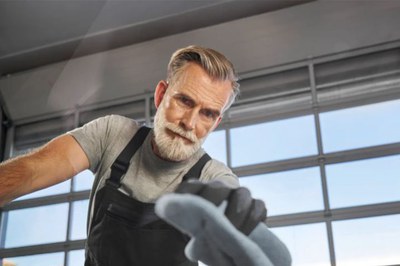 Auto - Poly spol. s r.o. | Stírací lišty za 1 Kč při výměně čelního skla